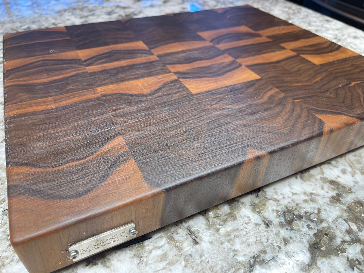 Endgrain cutting board – Mozack Wood